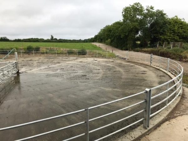 Circular Backing Gate – Cookstown Dairy Services